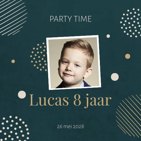Uitnodiging feestje jongen groen met foto